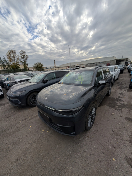 Leapmotor c16 hybrid