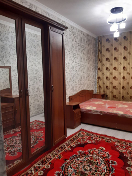 Продается чиланзар-7 кв 2/3/4. С обстановками.