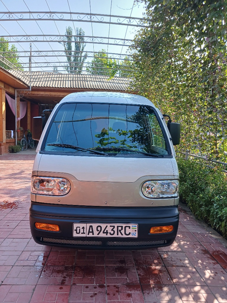 Damas styl sotiladi