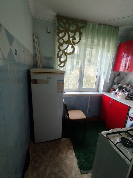 Срочно! Ижрага 2х квартира бор факат кизларга Вокзал йулни устида