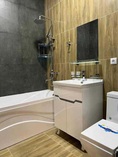 Продается коттедж Азарбажанский центр 1.3 соток