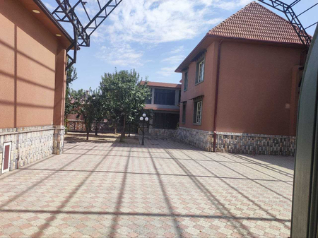 Сдается 1100м.кв. Шастри,Паркентская