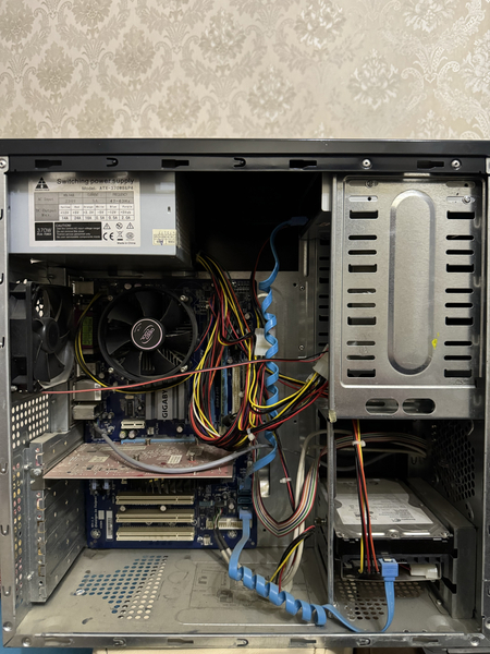 1-TB Kompyuter ishliydi kalonkasi ham bor printer ham ishliydi.