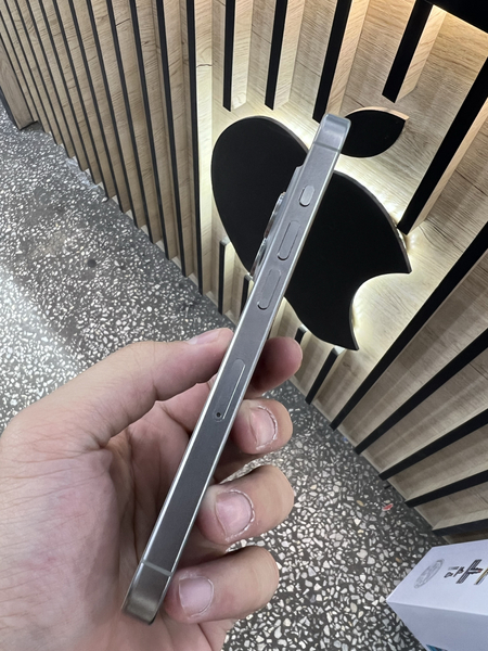 Iphone 15 pro 256 gb