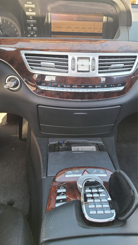 Срочно продам мерседес W221 S550 Long