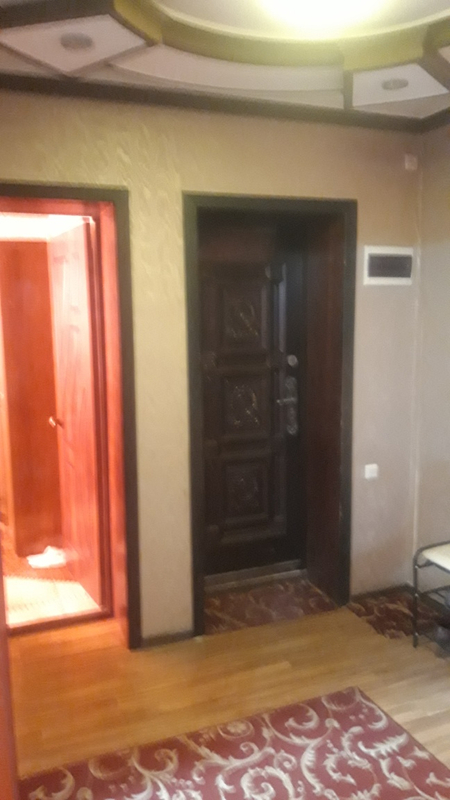 Продаётся своя 3комн.квартира.в г.Ангрен.Таш.обл.