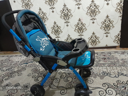 Bolalar kalyaskasi arzon narxda sotiladi