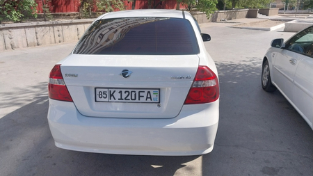 Nexiya 3 sotiladi