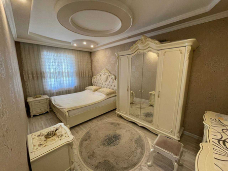 Госпиталка  .5/8/12.  Евро ремонт    ( мебель + техника + 160м² )