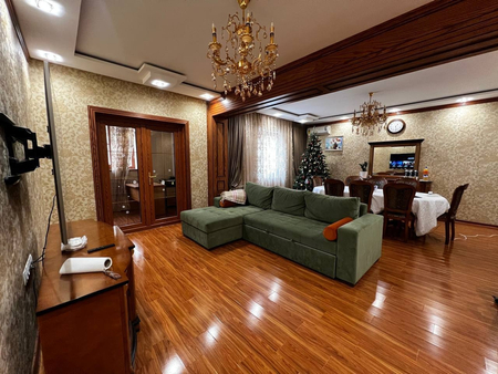 Продается 4х ком. квартира, ор-р: Госпитальный, 152м2