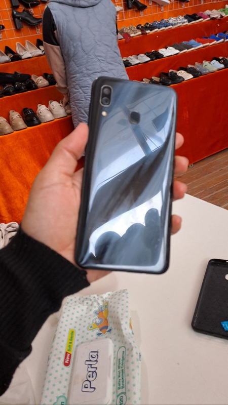 Galaxy A30 kor dok bor