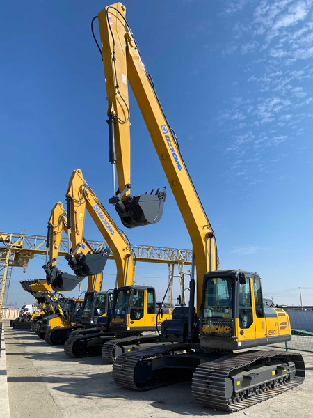 UzXcmg XE210WLLКолёсный экскаватор мелиоративный