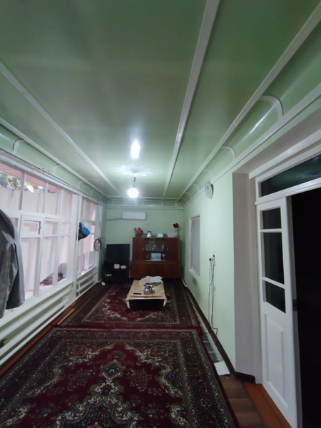 Hovli uchastka 3 sotix ippadrom chilonzor rayonda