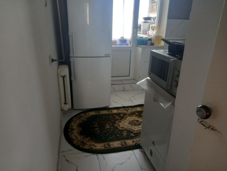 Срочно продается 3 к.ул.Ватанпарвар 35 дом 12 кв. За мостом.