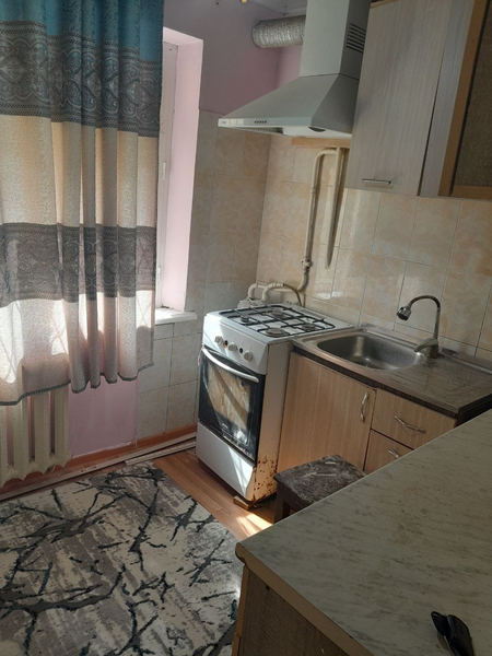 Gorgaz ,Saodat oldida 4qavatlik panel domning 1-qavatida, 2xonalik kva