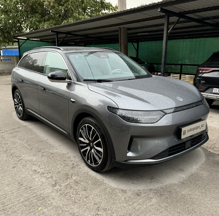 Leapmotor c11 Premium 510км. Белый салон. Почти новая.
