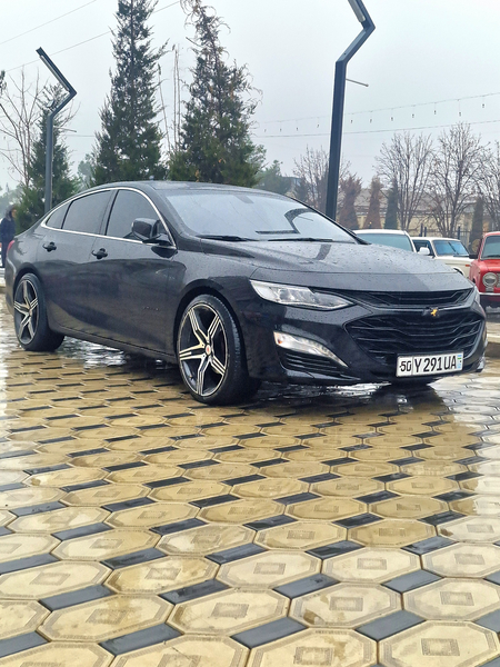 R20 Vossen saka sotiladi