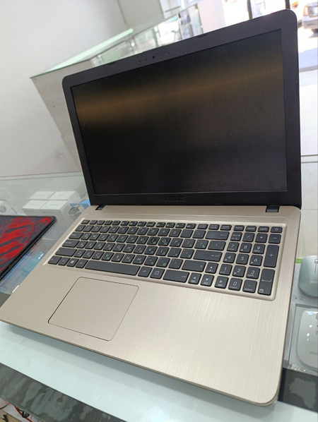 Asus model X540Y
