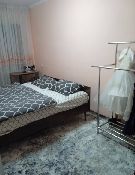 Продается , буз 2 , 49 школа , тараканчик , 2-3/1/5