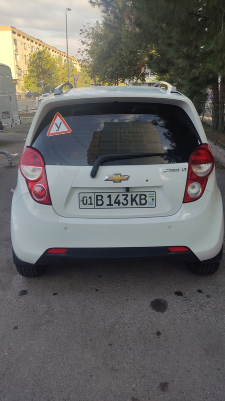 Oq Spark 2020 4-pozitsiya 1-qo\\\'l haydalgan