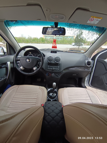 Срочно продается Нексия 3 (автомат)
