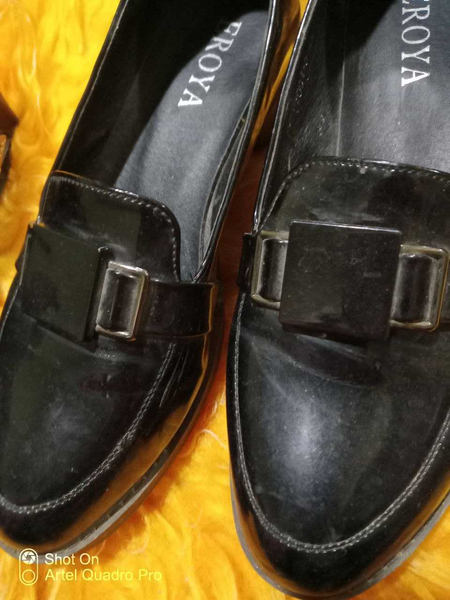 Туфли продам срочно