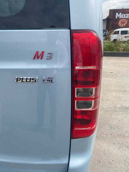 JAC M3 minibus 2023