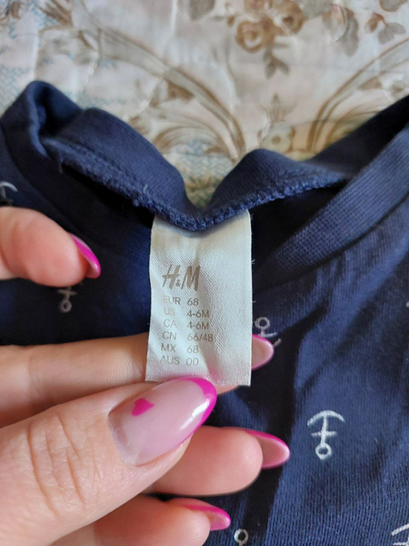 Песочники H&M в хорошем состоянии. За оба 30тыс.