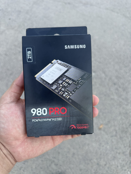 Samsung 980 pro SSD ( m2 ) 2 TB