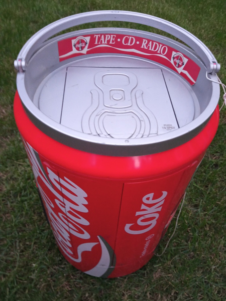 Magnitafon antkuvar coca cola sotiladi
