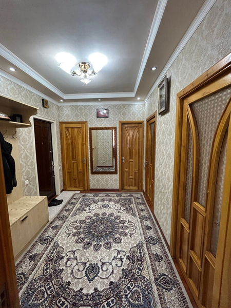 Чиланзар 14.  3 х комнатная квартира в аренду