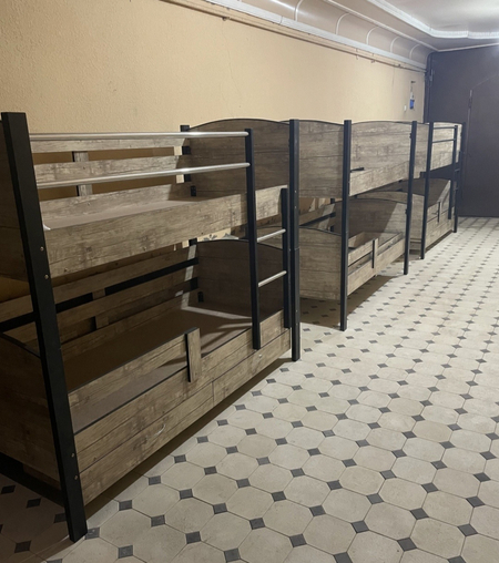 Двухъярусная кровать,