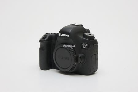 Canon EOS 6D Body+ Bustr: 14.303 Probeg