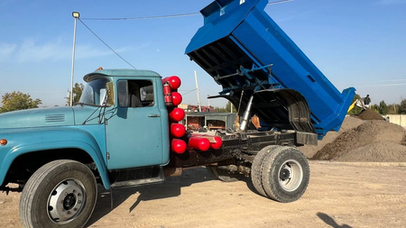 Zil 130 Sotiladi