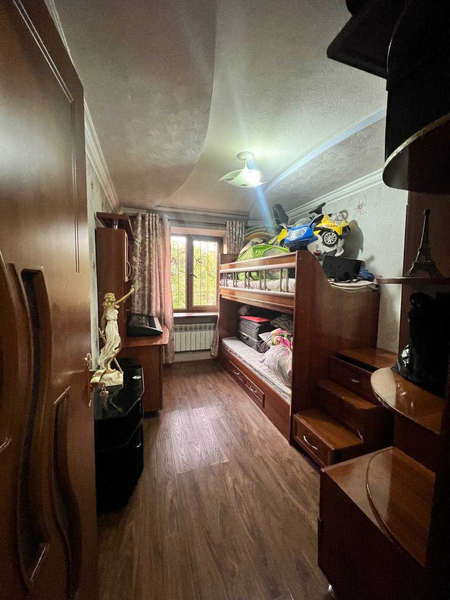 3х комнатная квартира на 2 этаже 50кв/м, в Самарканде