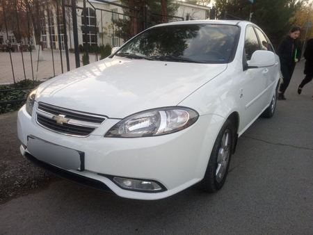 Gentra 3 с камерой, люком, Magic Car и монитором