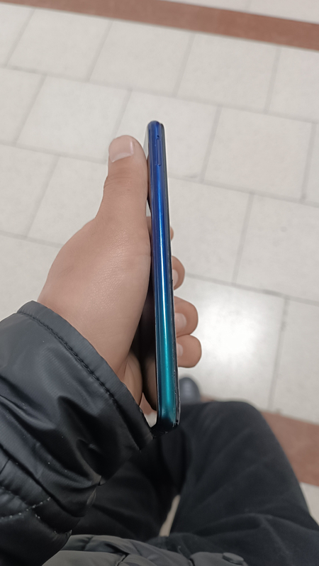 Vivo y12 64/3 gb