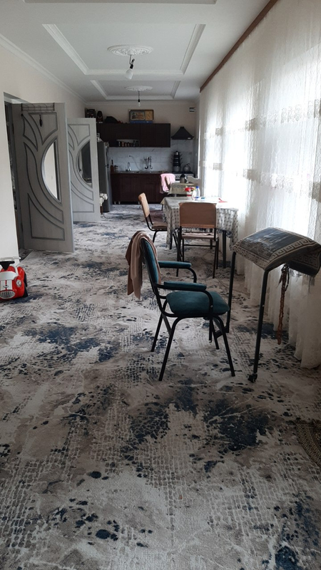 Ховли сотилади тешик куприкда бетонка