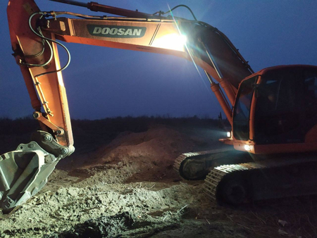 Maxsus texnika Ekskavator Doosan DX300 LCA