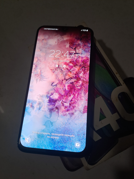 Samsung A40 4/64 gb