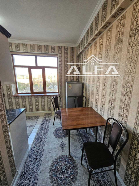 1 xonali 43m² 3-qavat sotiladi.