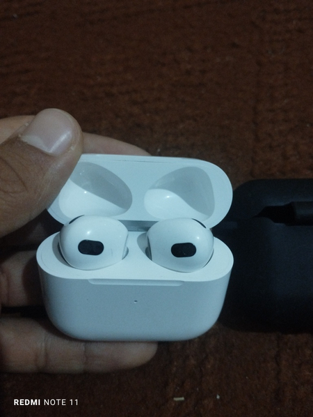 Air pods 3 sifati aʼlo