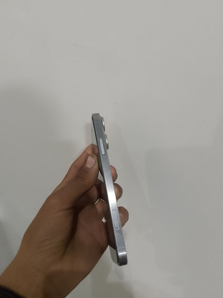 IPhone x r 15 pro qilingan