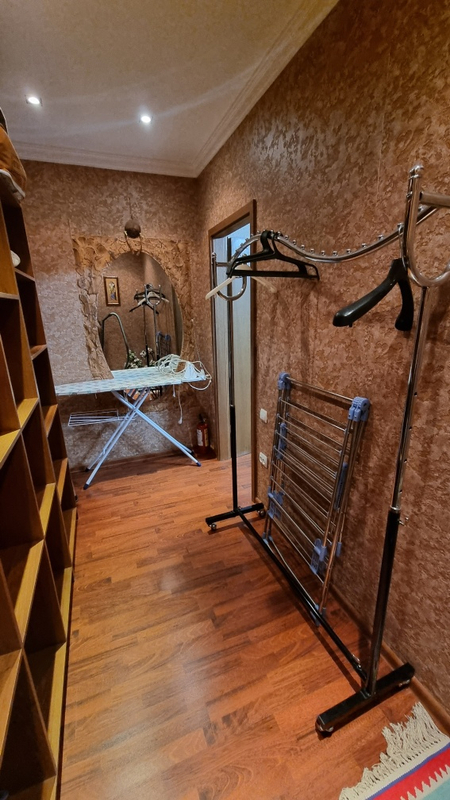 Аренда ЦУМ, 110 школа, м. Космонавтов, центр, спецплан 2/3/4, 85 м²