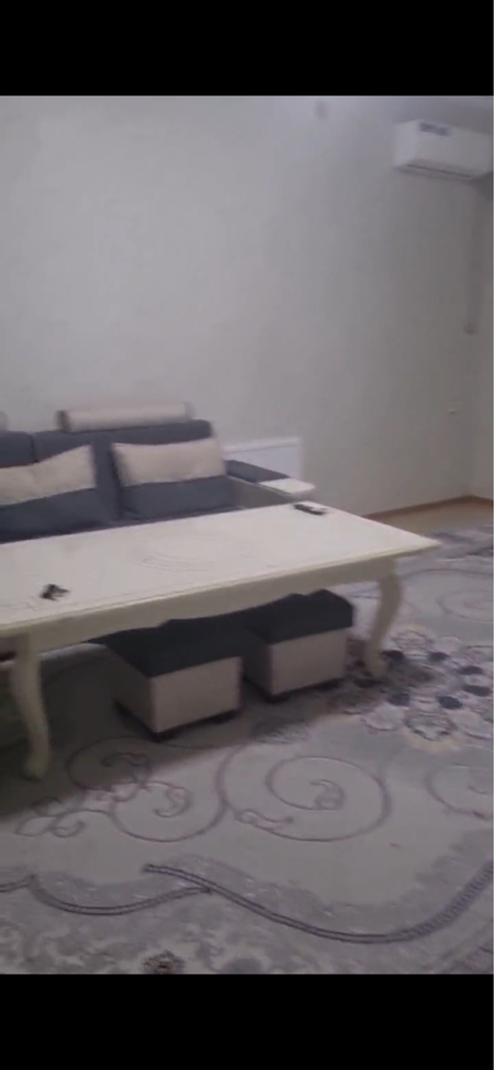 Farg\\\'ona shahrining qoq markazida joylashgan 3 xonali ijaraga beriladi