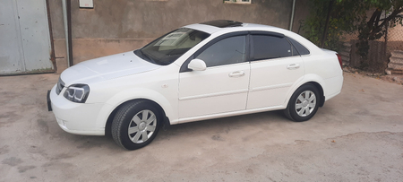 Продаётся ласетти 1.8 автомат.