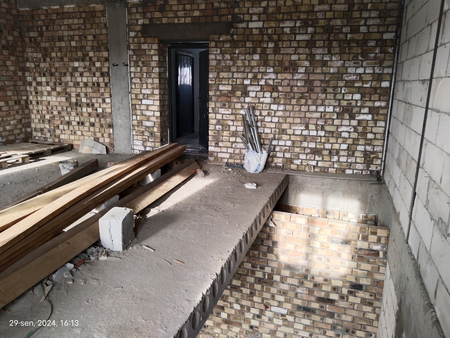 Circiq 8 mik. Bozor yonida DUPLEX 92 km2 40.000$