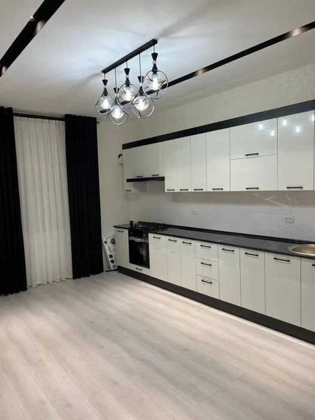 Продаётся коттедж. Ориентир  Азербайджанский центр ID: 55272
