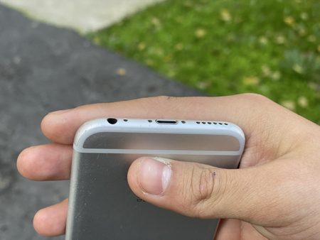 Iphone 6 yengi remontdan chiqqan