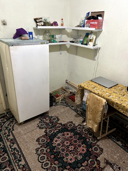 1 kishi kerak.1-2 kurs  Student yoki davlat ishiga ishlidigan bola